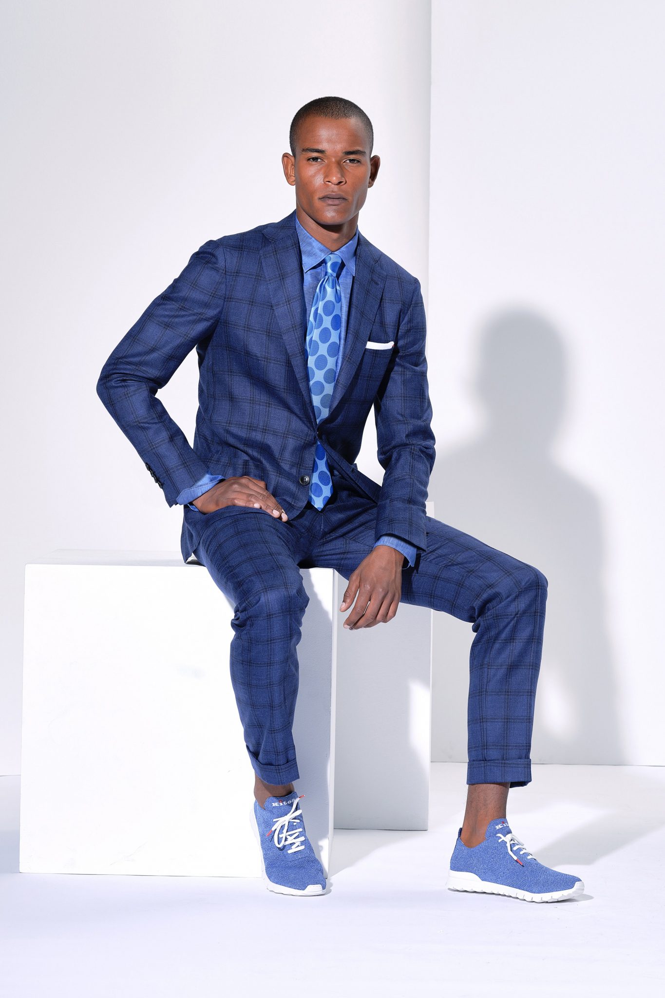 How To Wear Blue Shoes For Men (The Best Outfits Inside) - The Men Hero